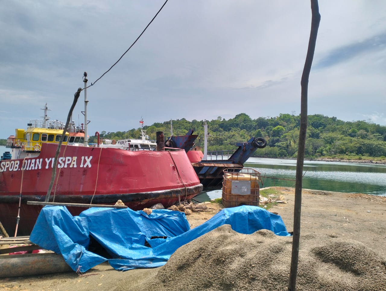 Jetty Masyarakat di Desa Sawapudo Diduga Tempat Bongkar Muat BBM Ilegal ...