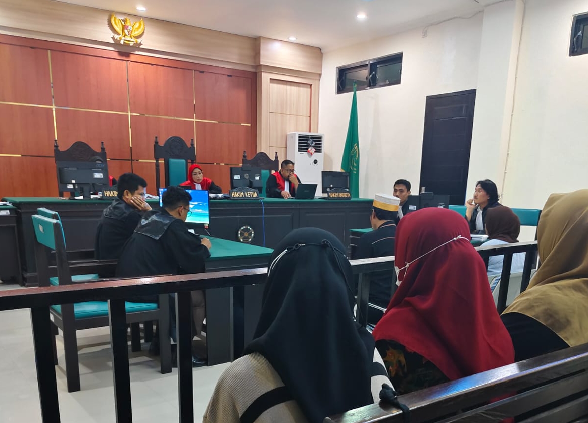 Terdakwa Andi Firmansyah dan Haslilin Akui Hentikan Tambang PT WIN ...