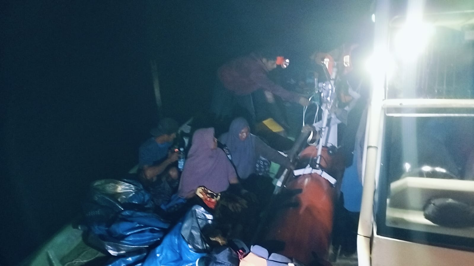 Kapal Rujukan Pasien Binongko–Wanci Bocor di Laut Kaledupa, 14 ...